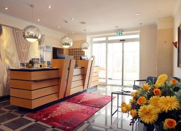 AKZENT Waldhotel Rügen - Willkommen